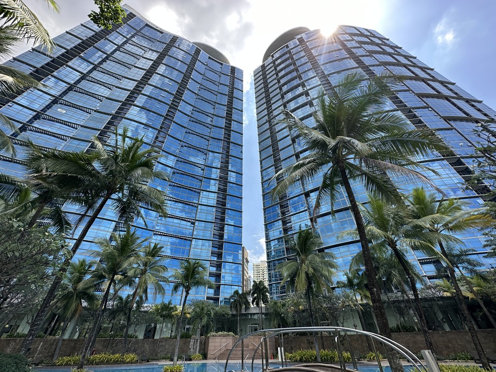 pacificplazatowers.com - PPT